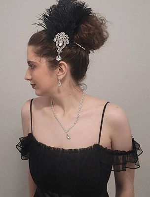 Vintage Clothing & Costumes: Wardrobe Beyond Time | YESSA