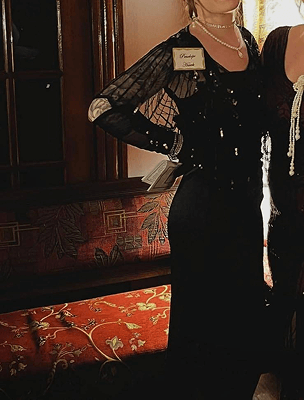 Vintage Clothing & Costumes: Wardrobe Beyond Time | YESSA