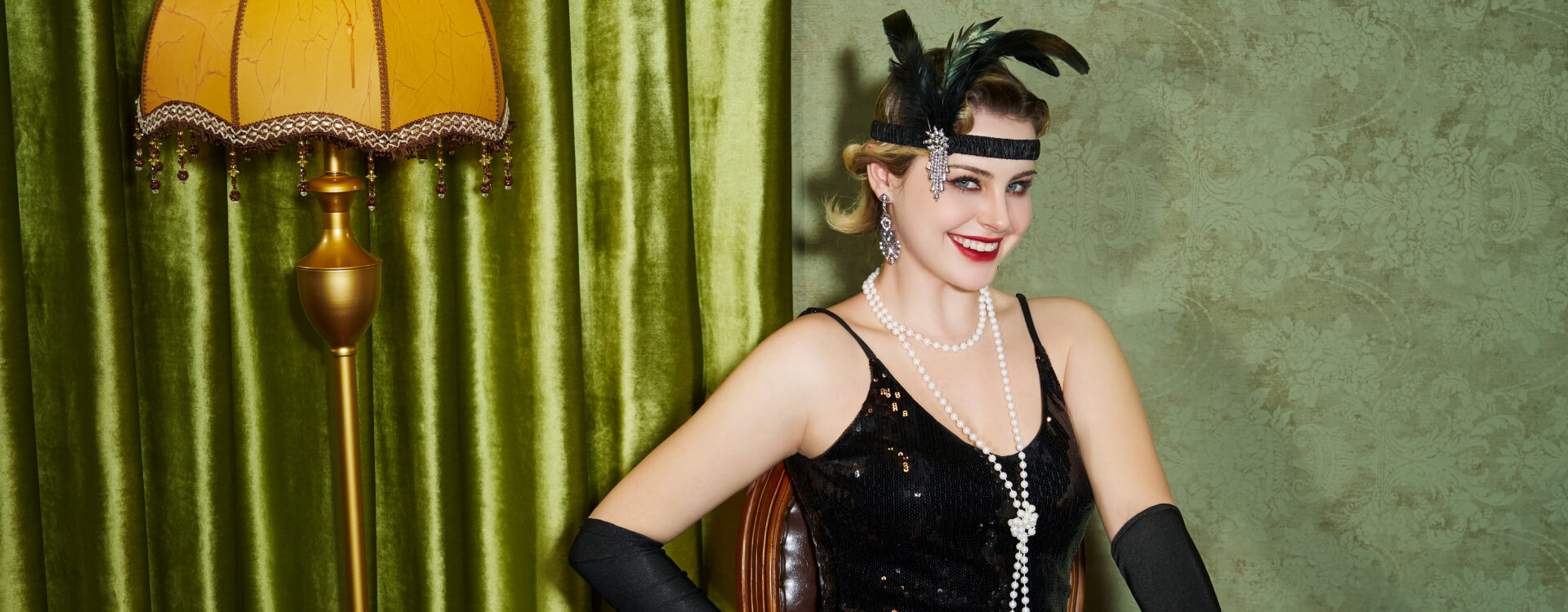 Vintage Clothing & Costumes: Wardrobe Beyond Time | YESSA